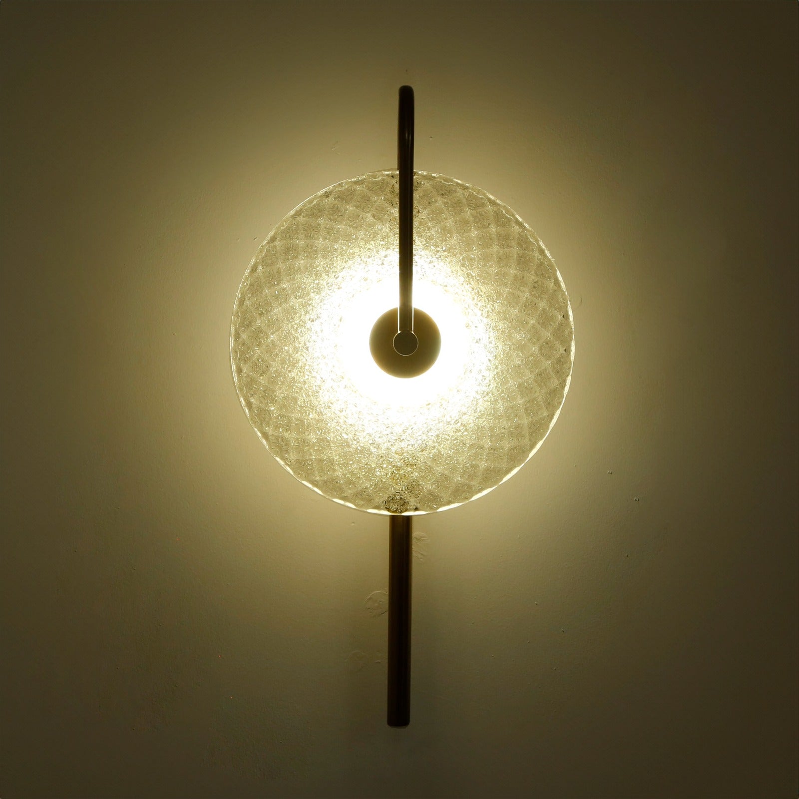 World Guru 3 Colour LED Wall Light for Luxury Design | Light & Living