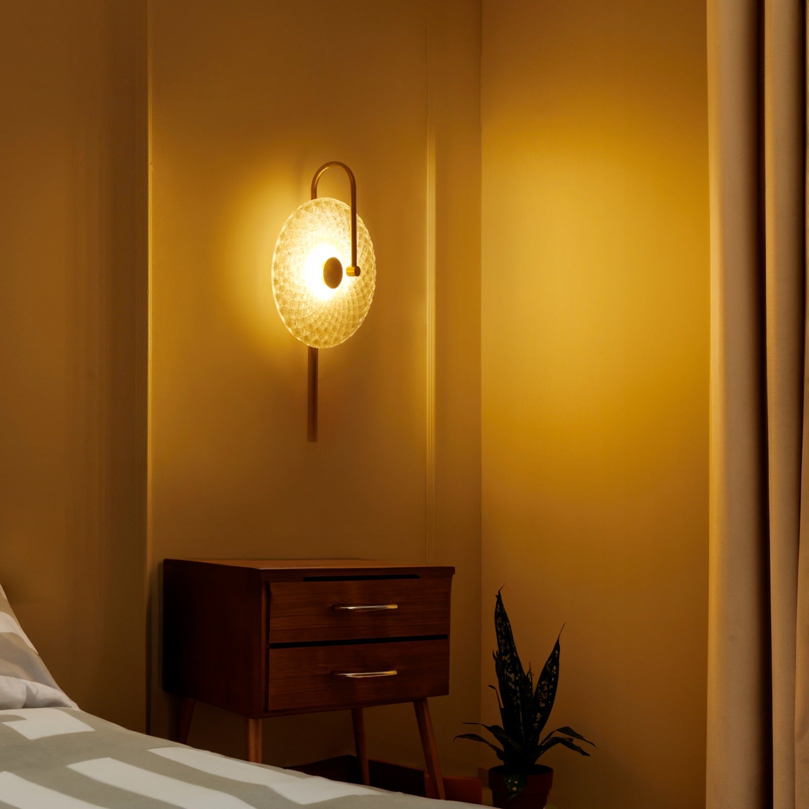 World Guru 3 Colour LED Wall Light for Luxury Design | Light & Living