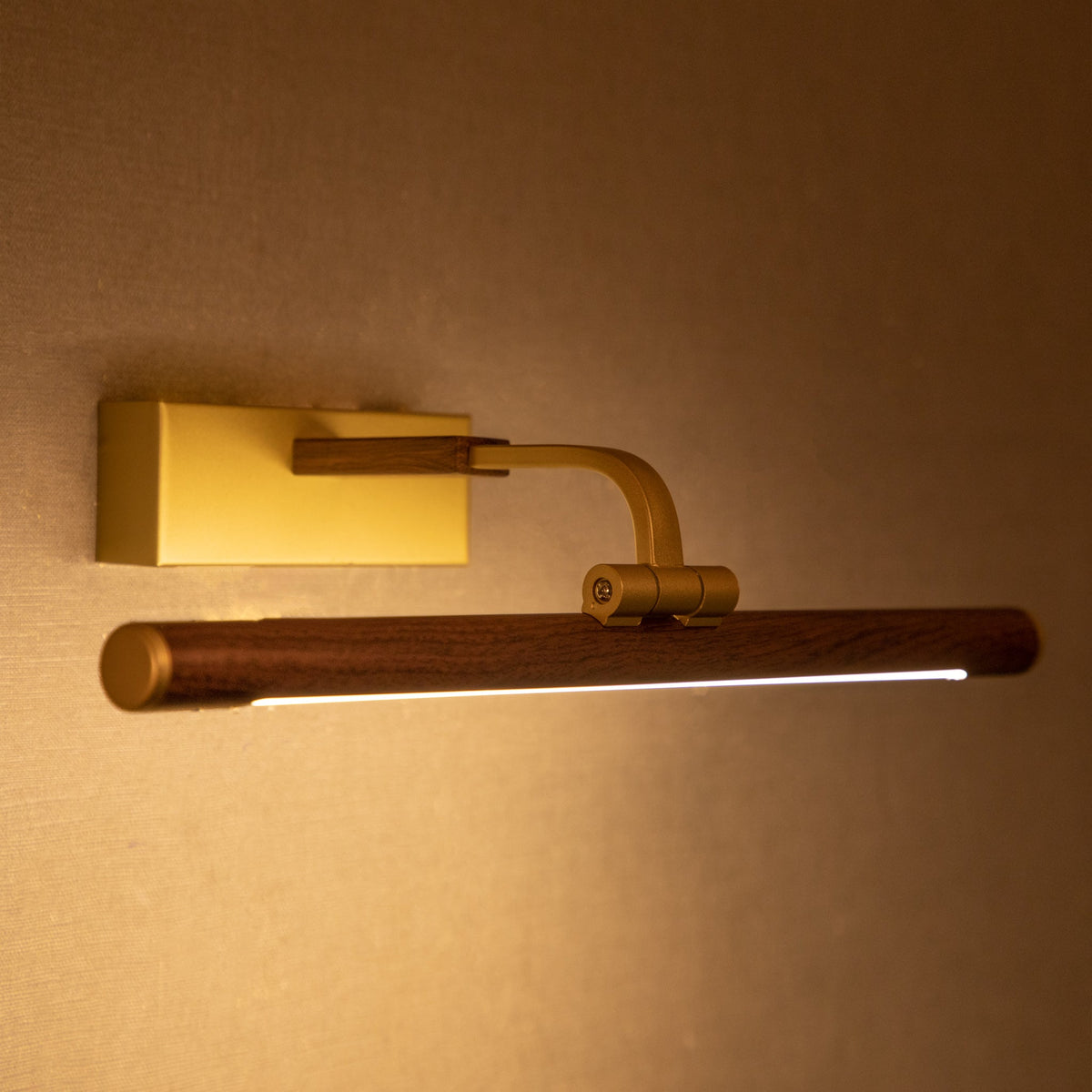 Photo Pictures Lights and Lamp Online India | LightsAndLiving