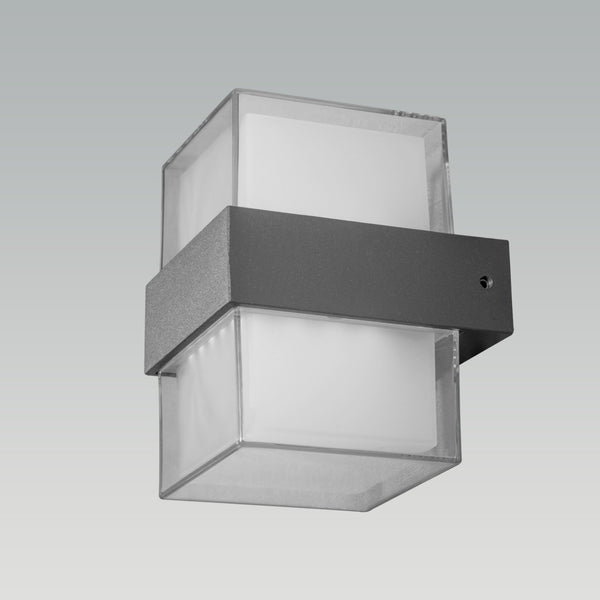 Vision Square LED Outdoor Light for Bright Exteriors | Light & Living